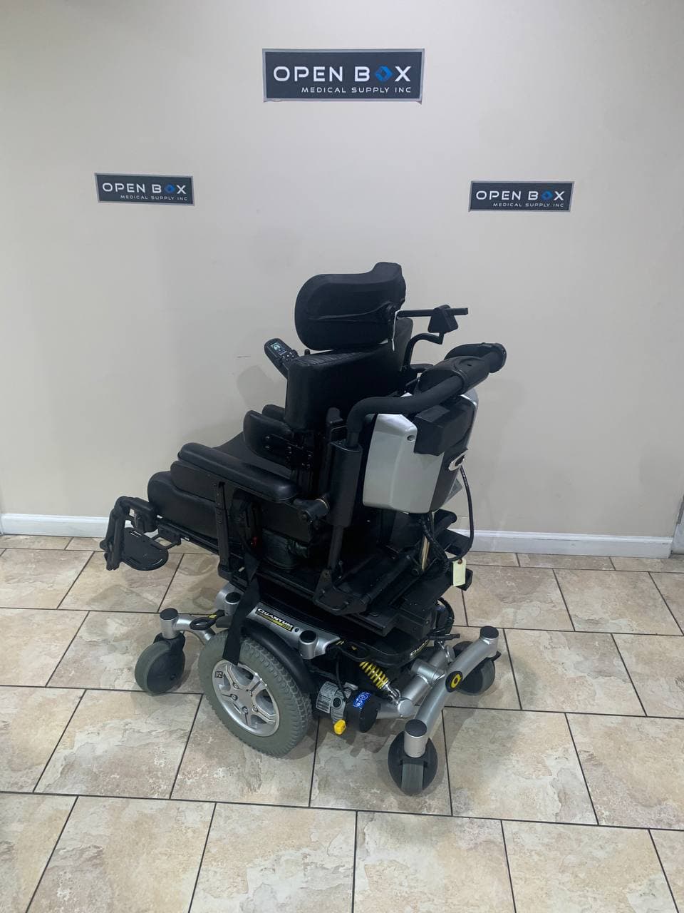 Quantum 6000Z Power Wheelchair